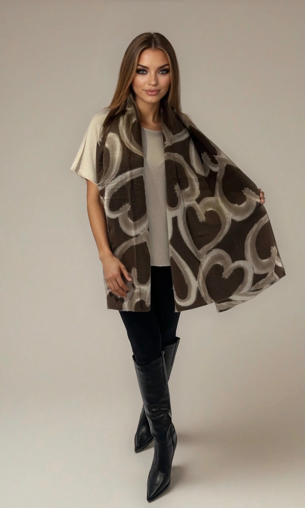 Urban Hearts Scarf – Catwalk style